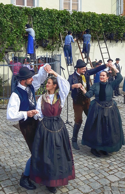 harvest19: As a spectacle