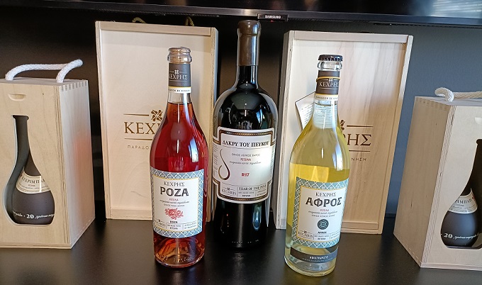 Understanding the role of pine resin in retsina